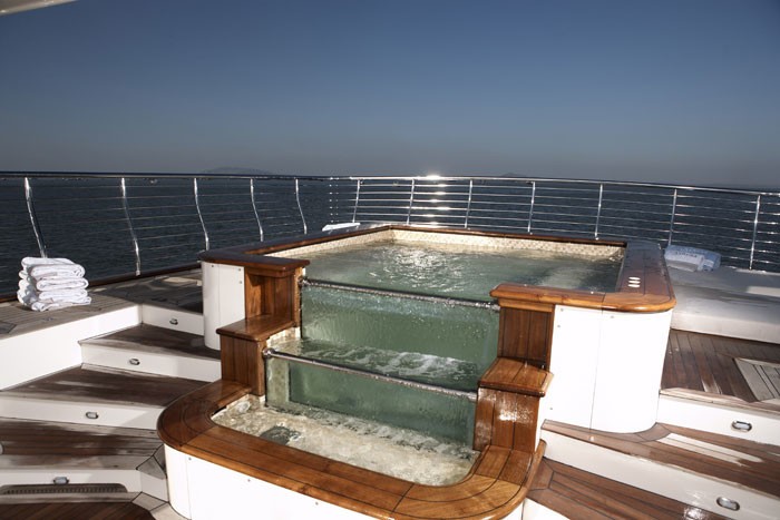 Yacht ASHENA, Wadia Boat Builders | CHARTERWORLD Luxury Superyacht Charters